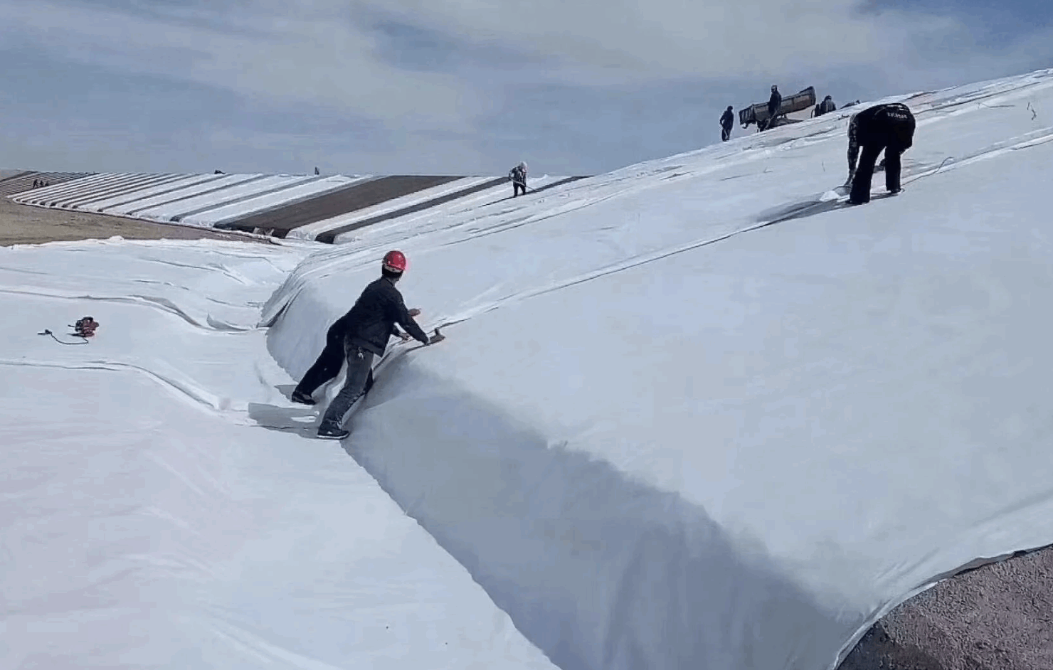 Geotextile Fabric for Waterproofing: Benefits, Types, Applications and ...
